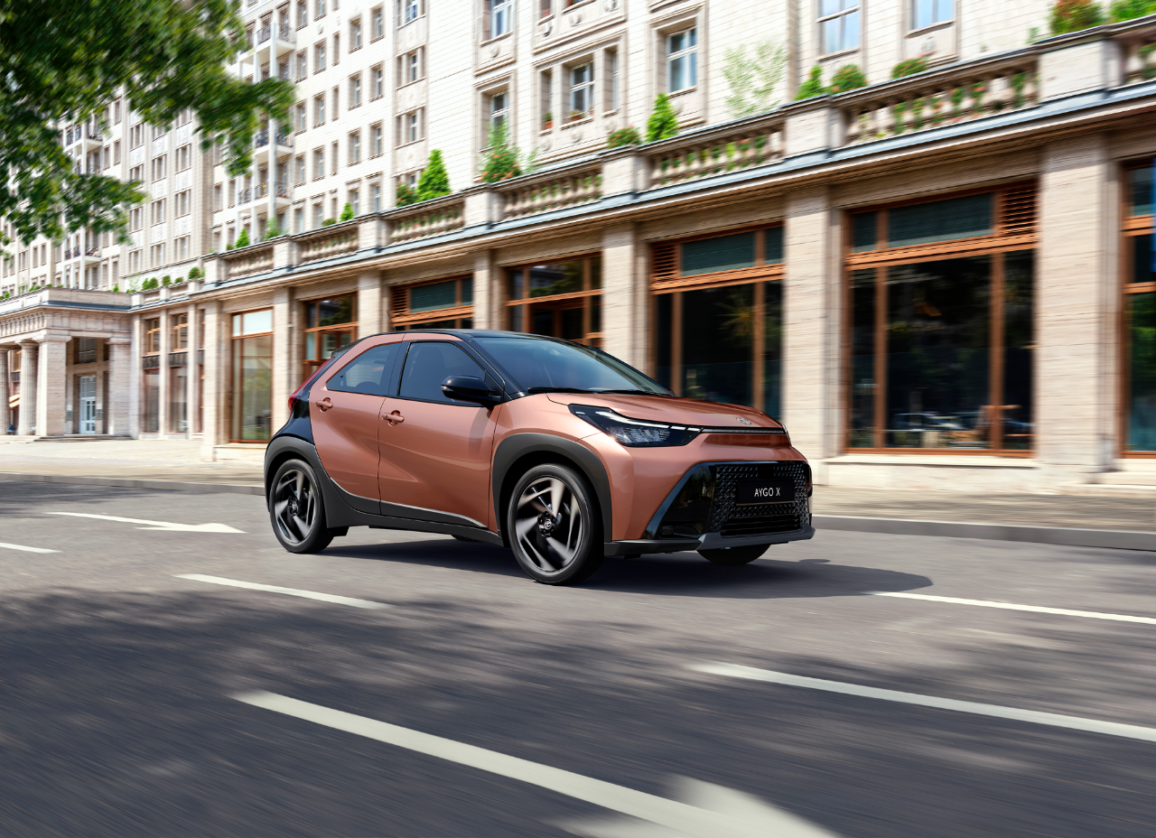 Small Cars | Benefits of Small Cars | Toyota UK