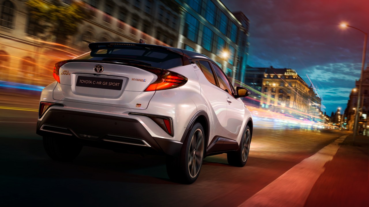 Hybrid Electric Cars | Self Charging Hybrid | Toyota UK