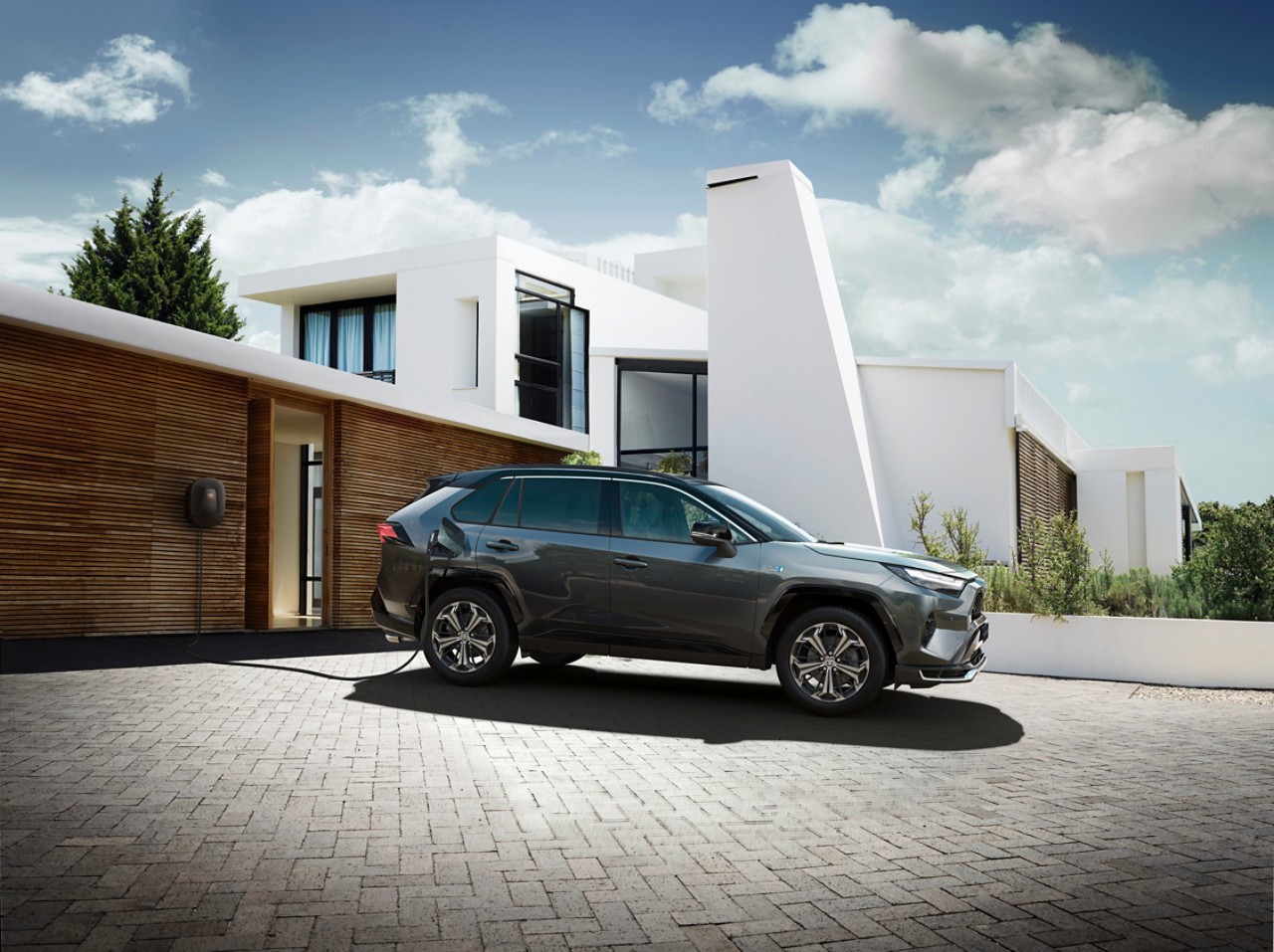 Toyota Fleet & Company Cars | Fleet & Business | Toyota UK