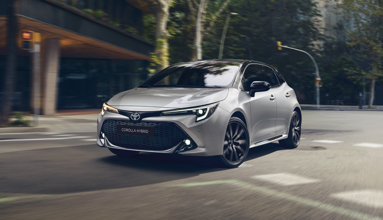 corolla hatchback uk