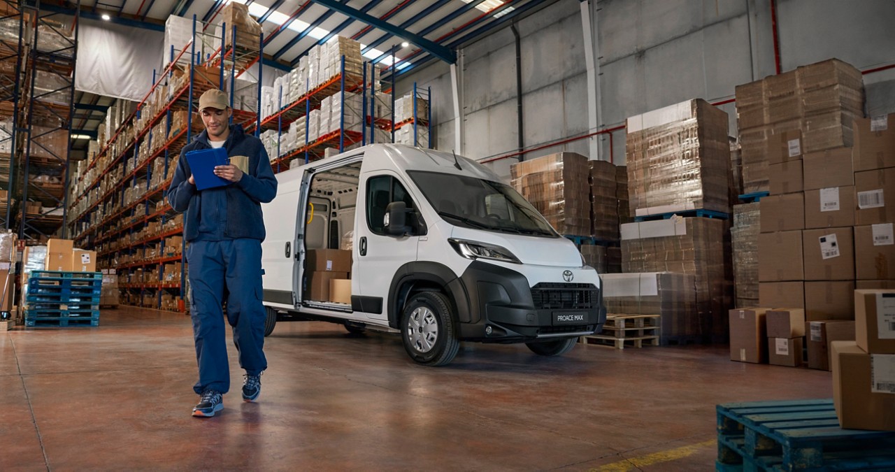 Proace Max | Electric or Diesel Large Van | Toyota UK