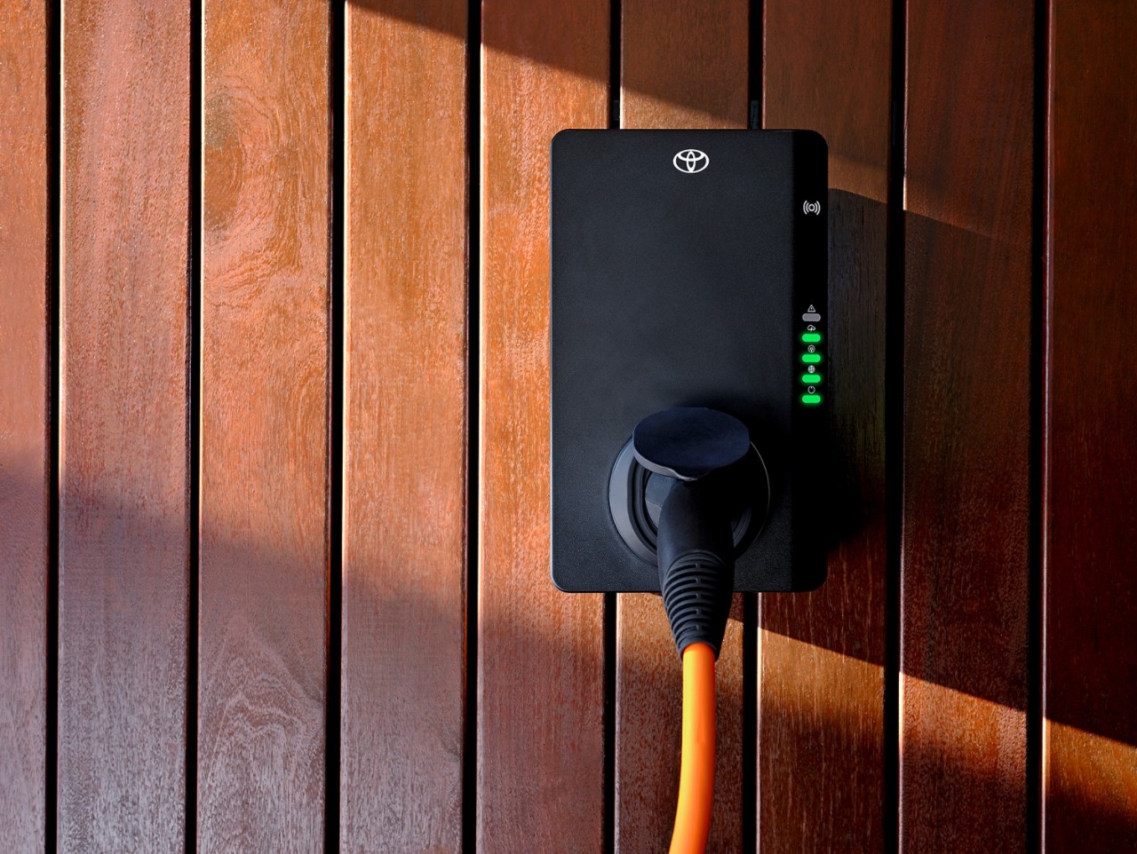 New Prius Plug-in | Plug-in Hybrid | Toyota UK