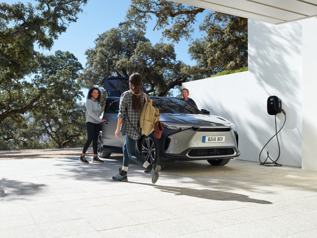 Electric Car Home Charging & Charger Installation | Toyota UK