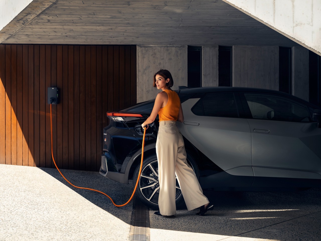 Toyota C-HR | Plug-in Hybrid and Hybrid SUV | Toyota UK