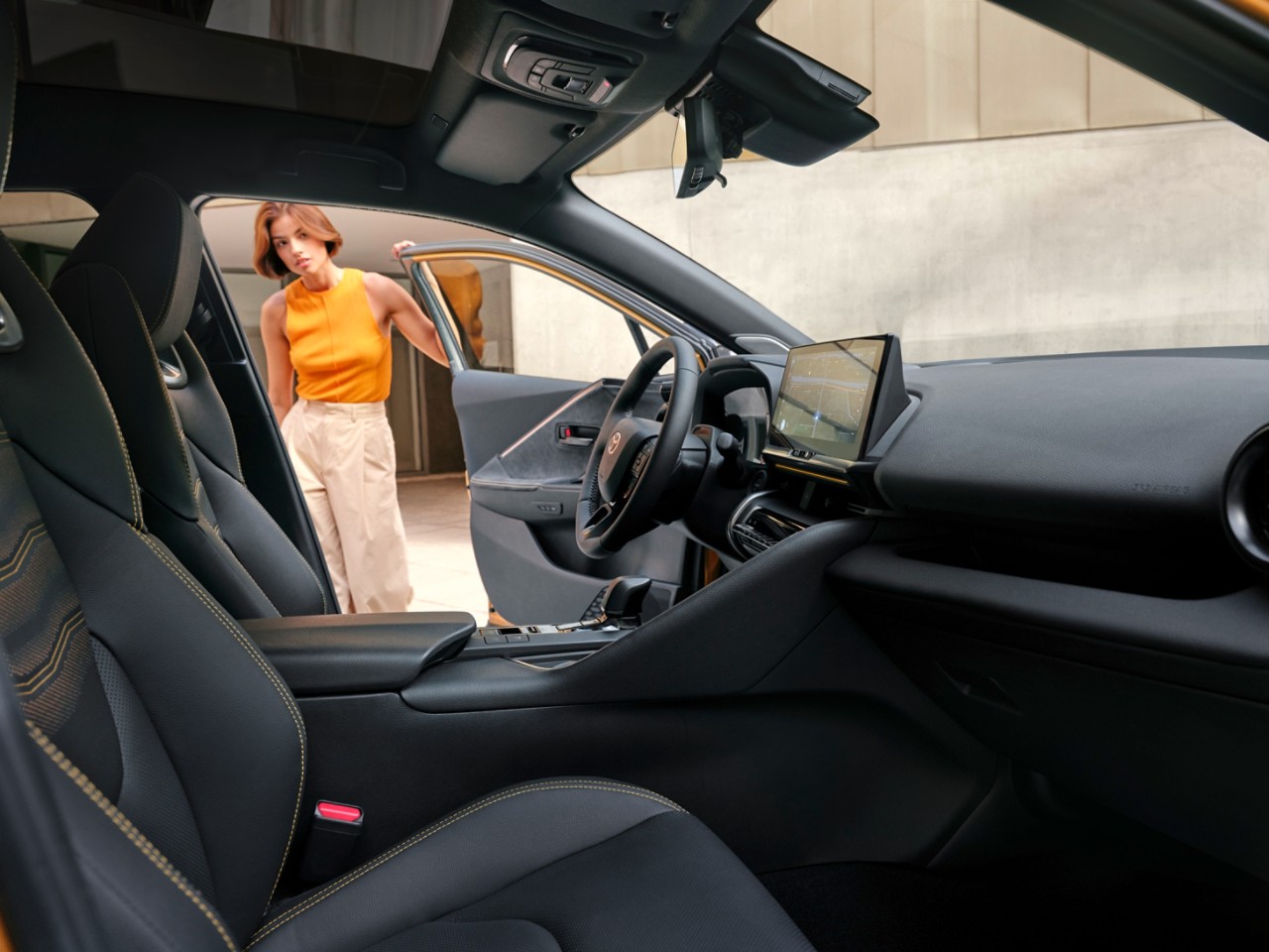 New Toyota C-HR | Plug-in Hybrid and Hybrid SUV | Toyota UK